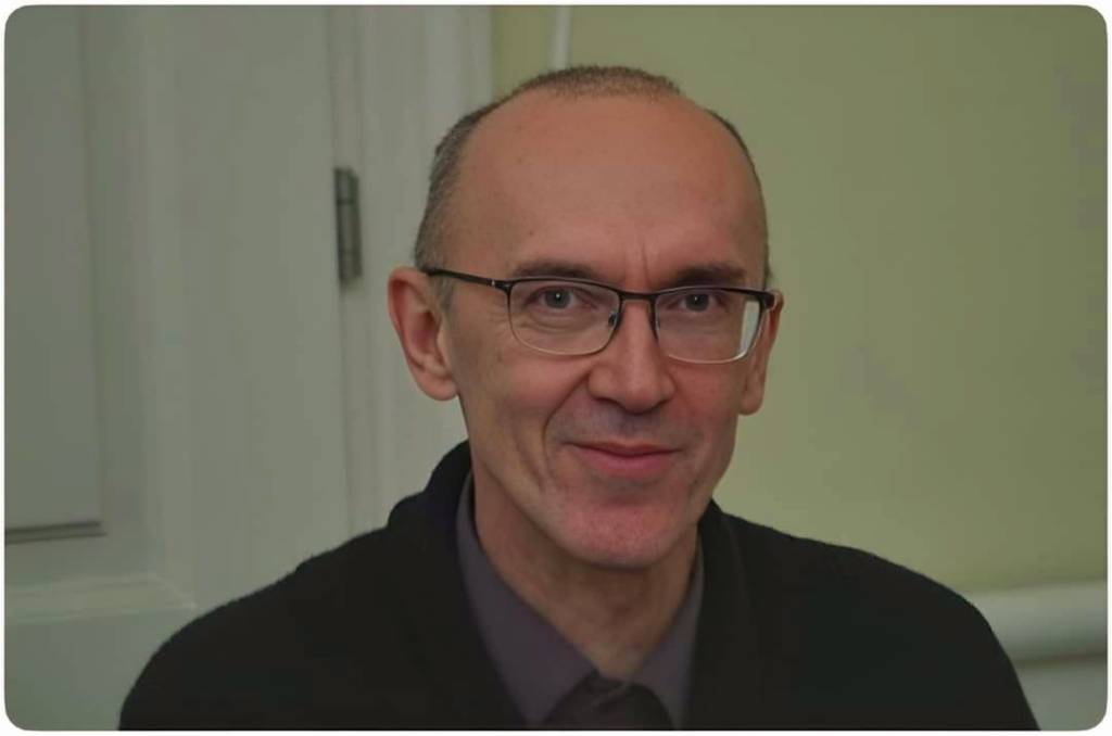 KRITIKA (ANTOLOGIJA): Prikaz knjige O ROSI REČI, Viktora Raduna TEONA ...